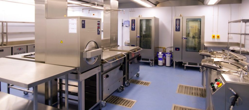 14 Must-have restaurant kitchen equipment and Commercial Refrigeration